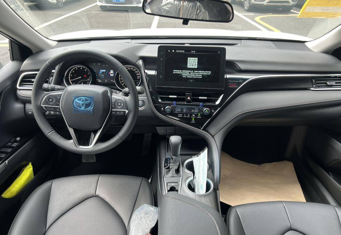 丰田凯美瑞：降价2.3万，号称省油又耐用的B级车！到底值不值得买_搜狐汽车_搜狐网