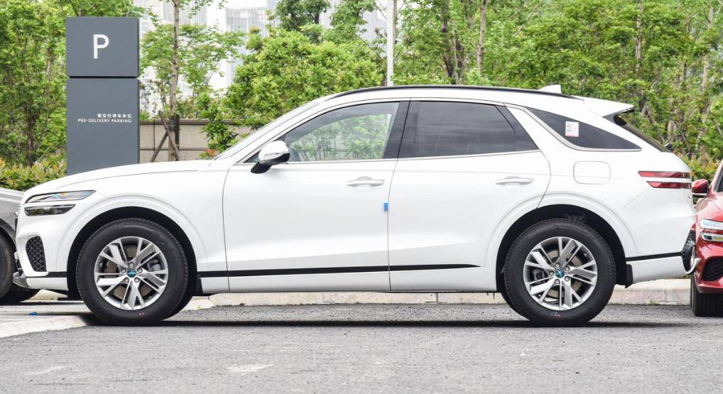 拒绝“烂大街”的设计，捷尼赛思GV70小众且独特，比BBA还帅气_搜狐汽车_搜狐网