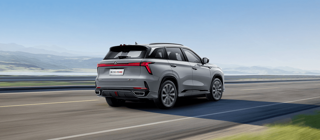 4月登顶燃油SUV销量第一 长安CS75PLUS凭什么“逆袭”新能源时代？_搜狐汽车_搜狐网