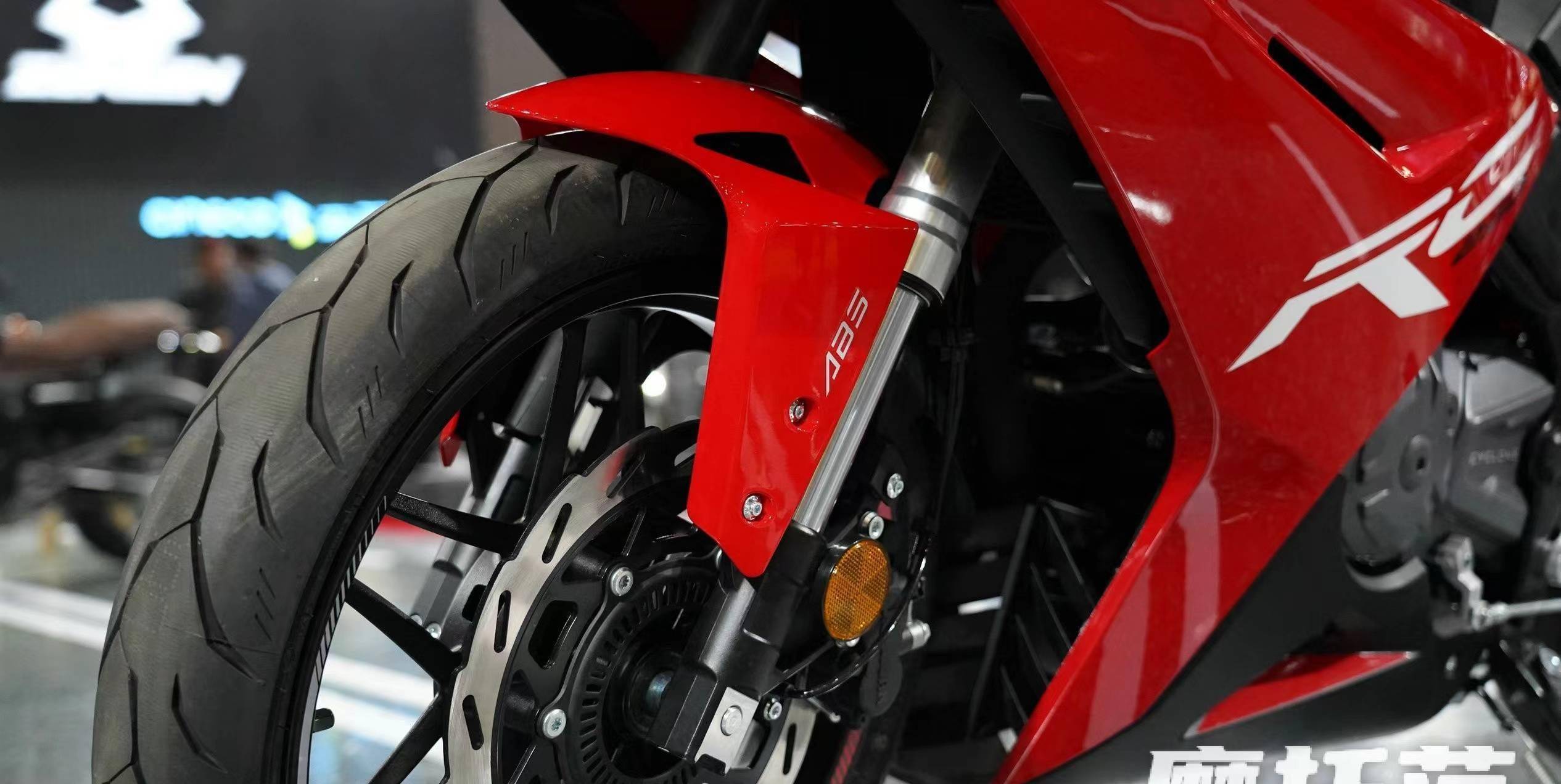 赛科龙RC250 正式上市，运动版赛道版，入门级仿赛巅峰_搜狐汽车_搜狐网