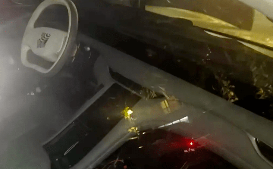 打破冰冷销量？智己全新中型SUV曝光，号称小号LS7！_搜狐汽车_搜狐网