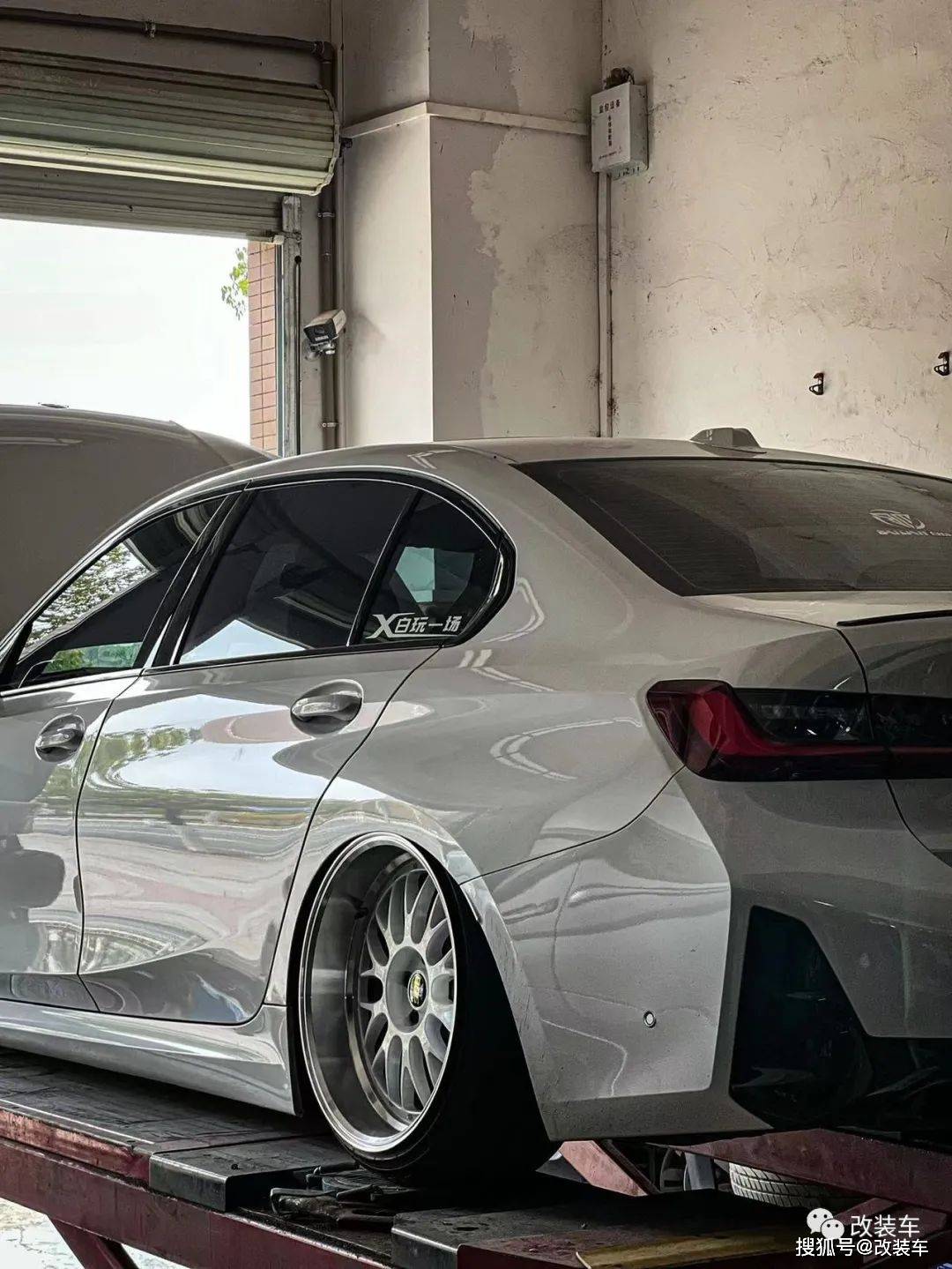 素雅姿态风的宝马325Li，优雅的姿态无需过多修饰_搜狐汽车_搜狐网