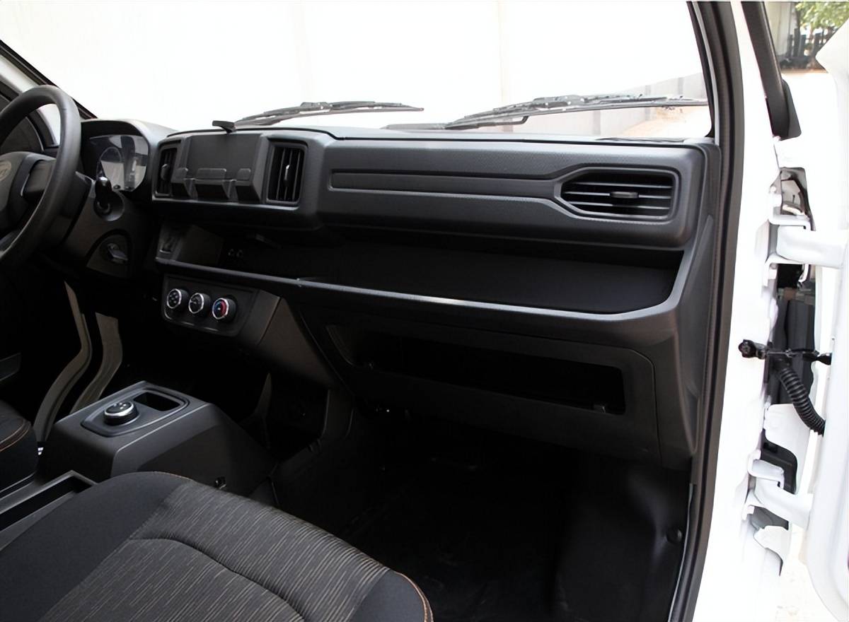 北汽王牌M7EV、吉利远程星享V6E、开瑞江豚EV 谁更香比过才知道_搜狐汽车_搜狐网