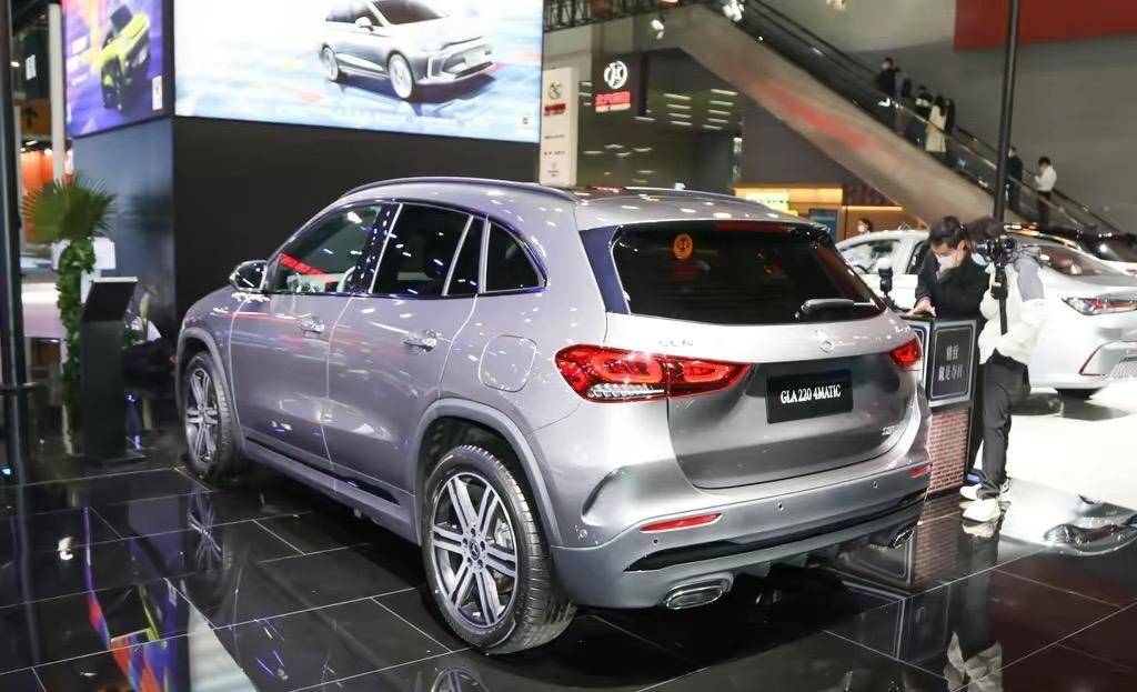 奔驰GLA 2023款，为年轻人打造的非凡豪华SUV_搜狐汽车_搜狐网