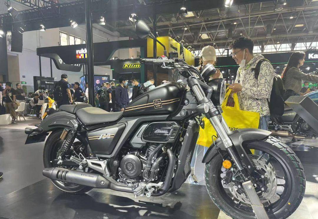 赛科龙RX650、RA401重磅发布，全新“非凡”体验_搜狐汽车_搜狐网