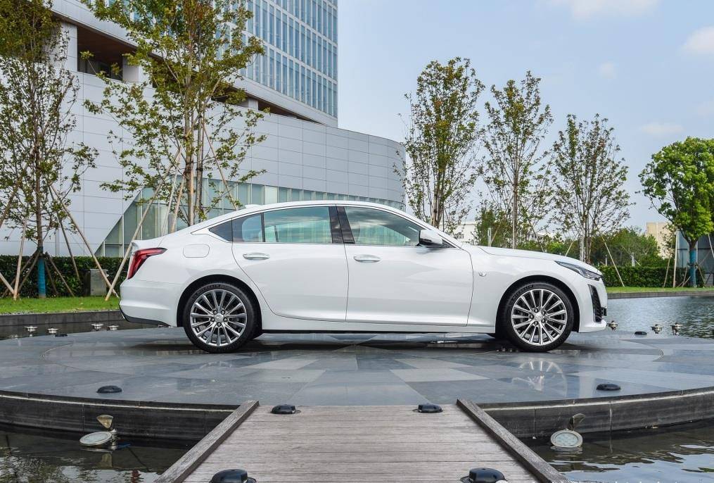 凯迪拉克CT5正式上市，售价27.97-33.97万，性价比很高_搜狐汽车_搜狐网