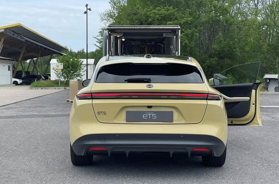 再等10天！蔚来ET5旅行版将上市，比保时捷惊艳，极氪001不香了？_搜狐汽车_搜狐网