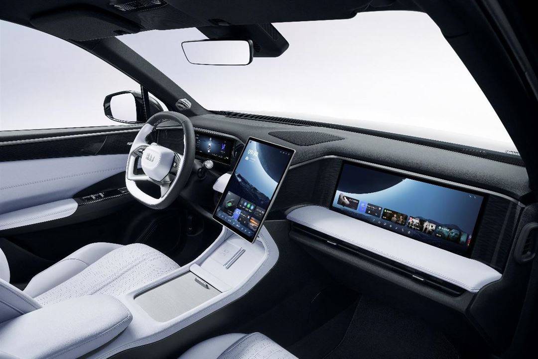 抢先体验吉利银河L7，雷神电混续航达1370km！_搜狐汽车_搜狐网