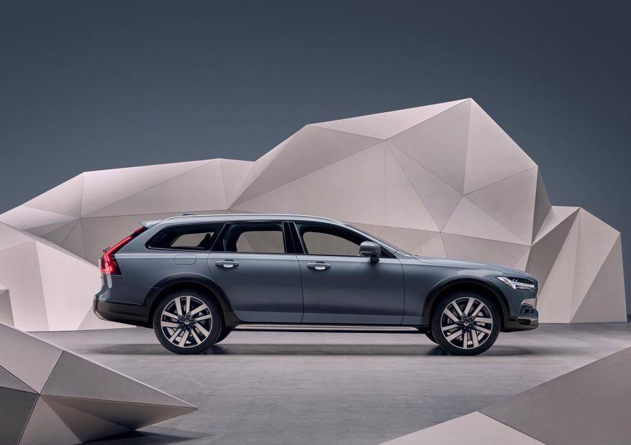 沃尔沃V90的逆袭！长近5米，254马力＋四驱8AT，比奥迪A6优秀_搜狐汽车_搜狐网