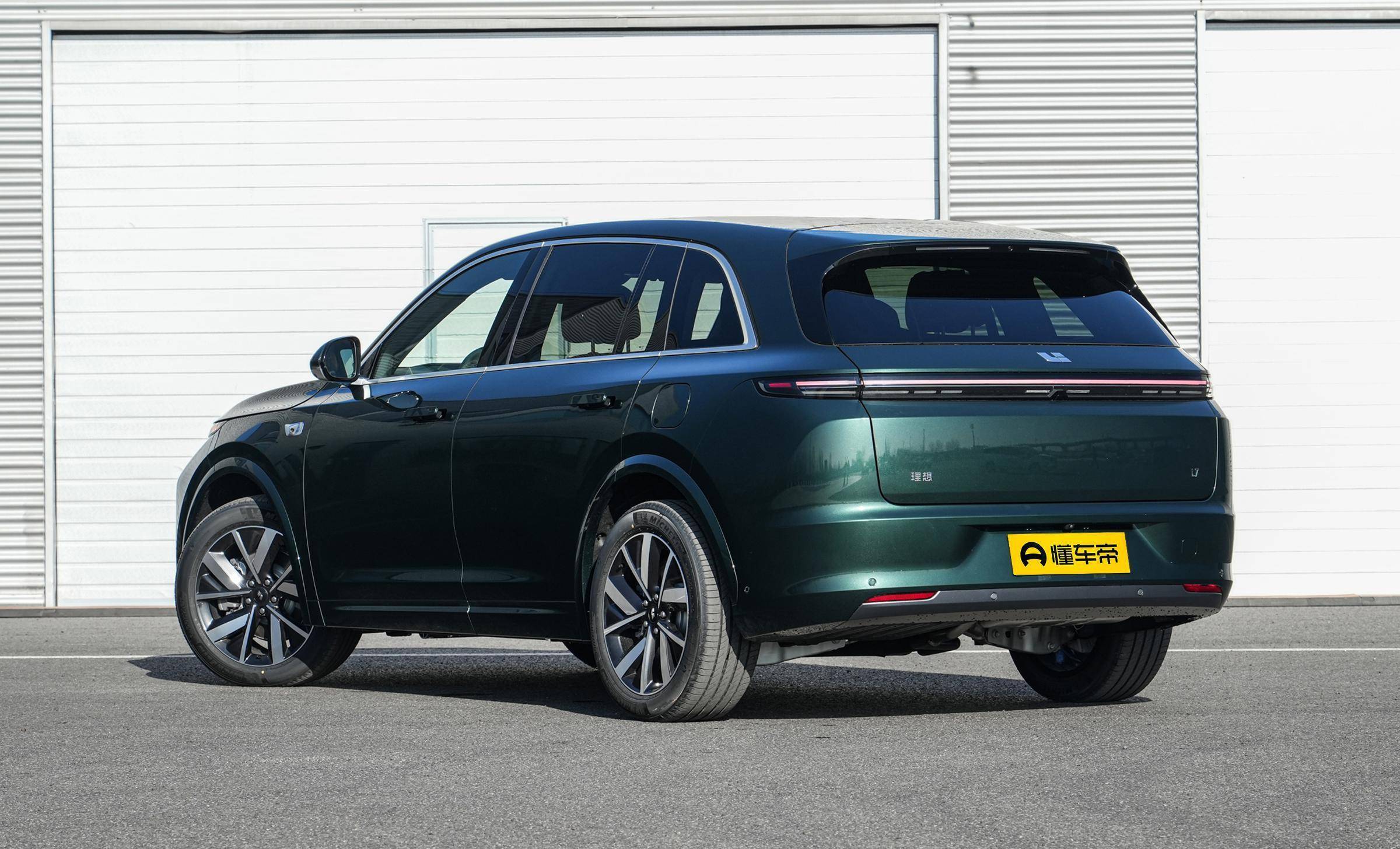 销量惊呆了！综合续航1315km，还是大五座，还真是一分钱一分货？_搜狐汽车_搜狐网