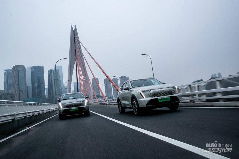 13.98万起售 全新Hi4赋能 哈弗枭龙系列登陆重庆车展_搜狐汽车_搜狐网