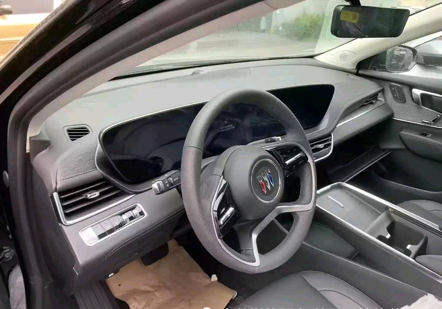 别克君越直降6.5万，搭2.0T＋9AT，买它还是新款？昂科旗不到23万_搜狐汽车_搜狐网