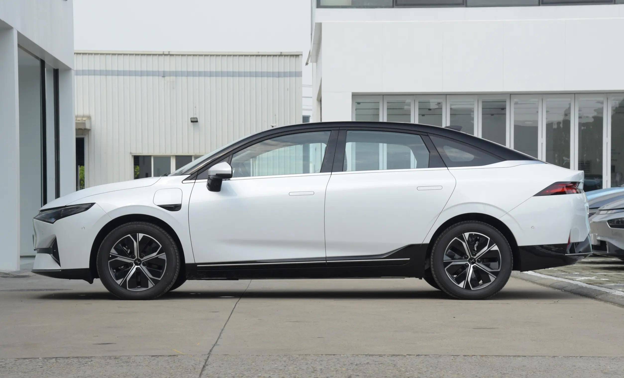 颜值高动力强，续航550公里，小鹏P5实用性如何？适合家用吗？_搜狐汽车_搜狐网