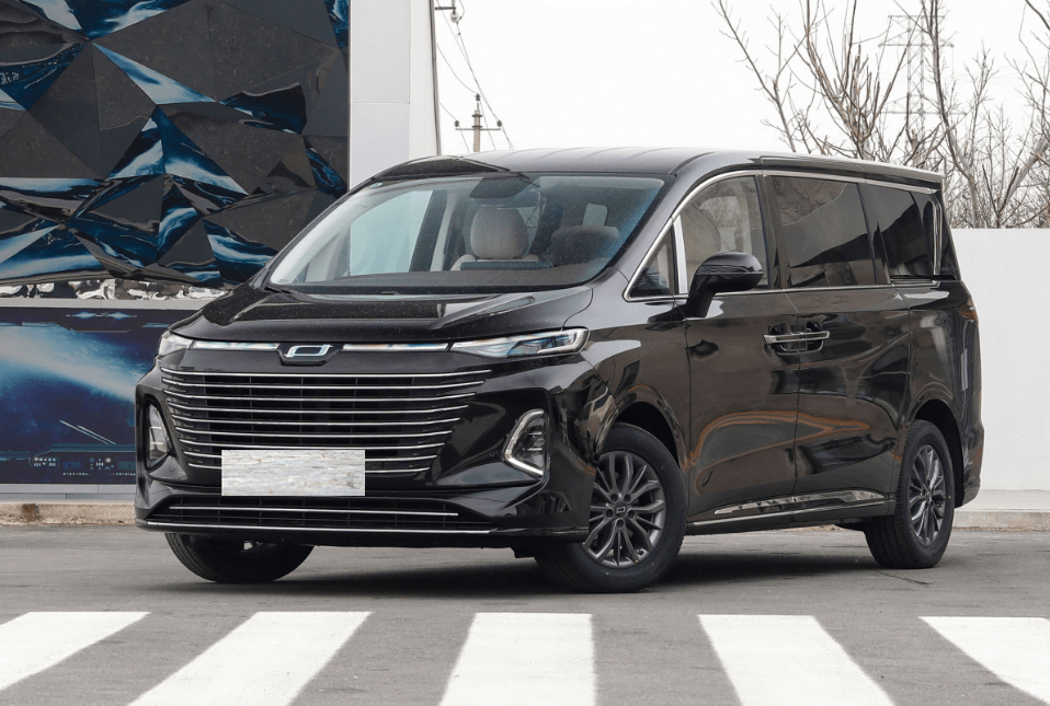 试驾奔腾M9，主打大空间，2.0T＋48V轻混动力出众_搜狐汽车_搜狐网