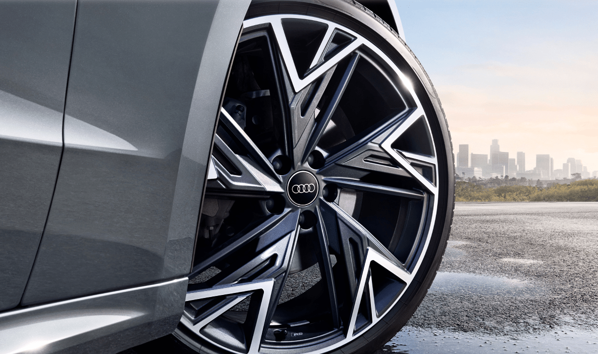 上汽奥迪A7L续写豪华，黑武士携手影武士车型重磅上线_搜狐汽车_搜狐网