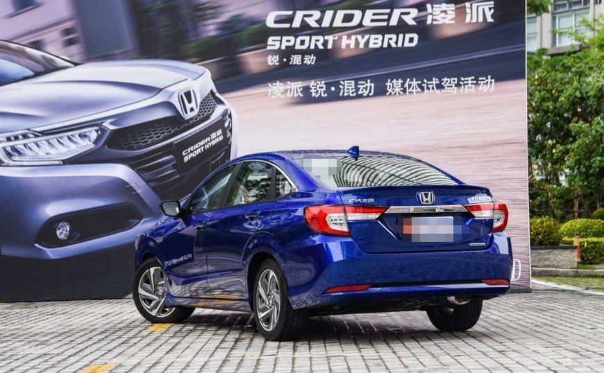 本田的高颜值代步车！油耗4L带国六，比丰田卡罗拉时尚，13.98W起_搜狐汽车_搜狐网
