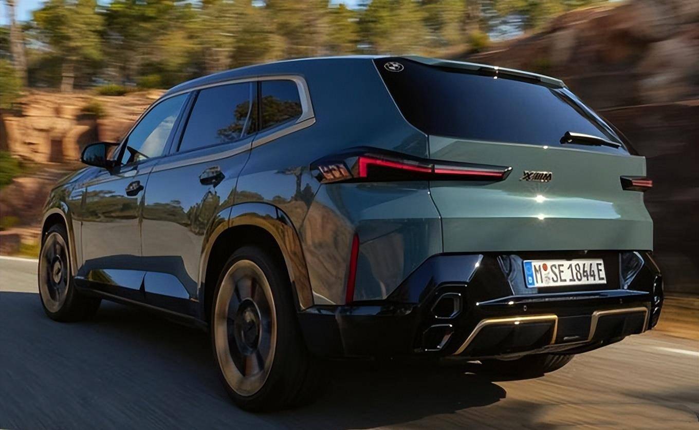 “猪鼻格栅”成现实！宝马超级SUV官宣，配八缸4.4T，售价236万_搜狐汽车_搜狐网