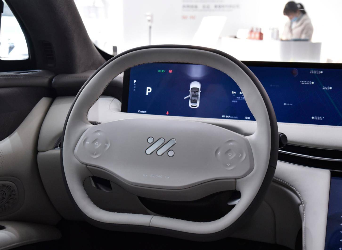 降价了，33.8万看谁更值 蔚来ES6对比智己LS7_搜狐汽车_搜狐网