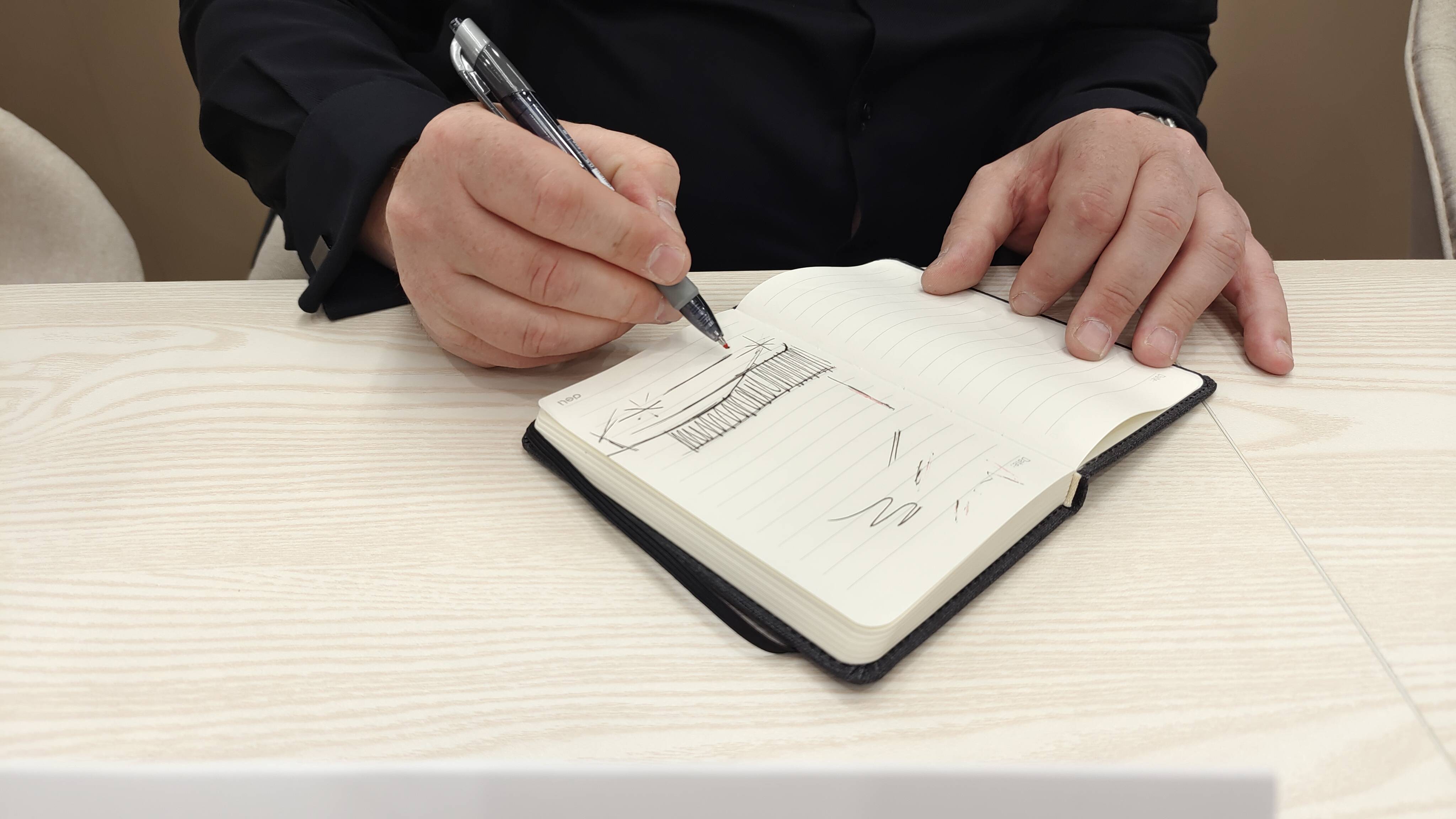 与捷豹路虎首席外观设计师 Anthony Peat先生聊聊汽车设计_搜狐汽车_搜狐网