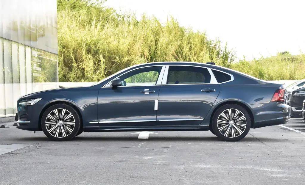 售价40.69万起，2024款沃尔沃S90上市，选奥迪A6L还是它？_搜狐汽车_搜狐网