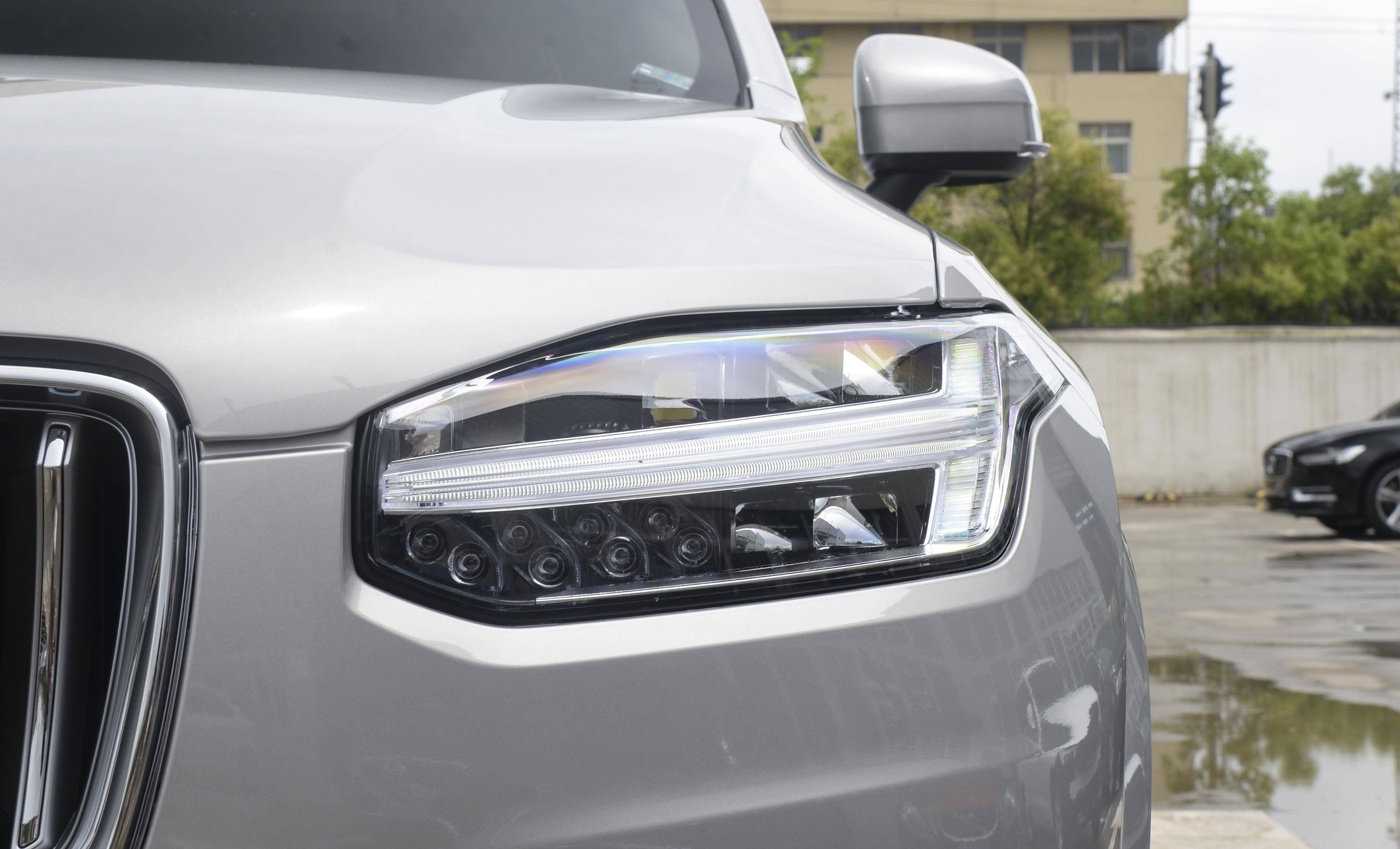 “价格战”愈演愈烈！沃尔沃XC90降幅达13.9万，不比奥迪Q7更香？_搜狐汽车_搜狐网