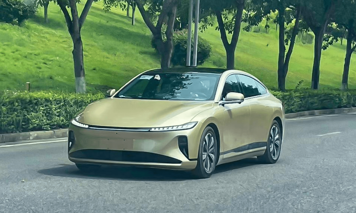 长安启源A07实车现身，长超4米9+续航710km，比亚迪汉不香了？_搜狐汽车_搜狐网