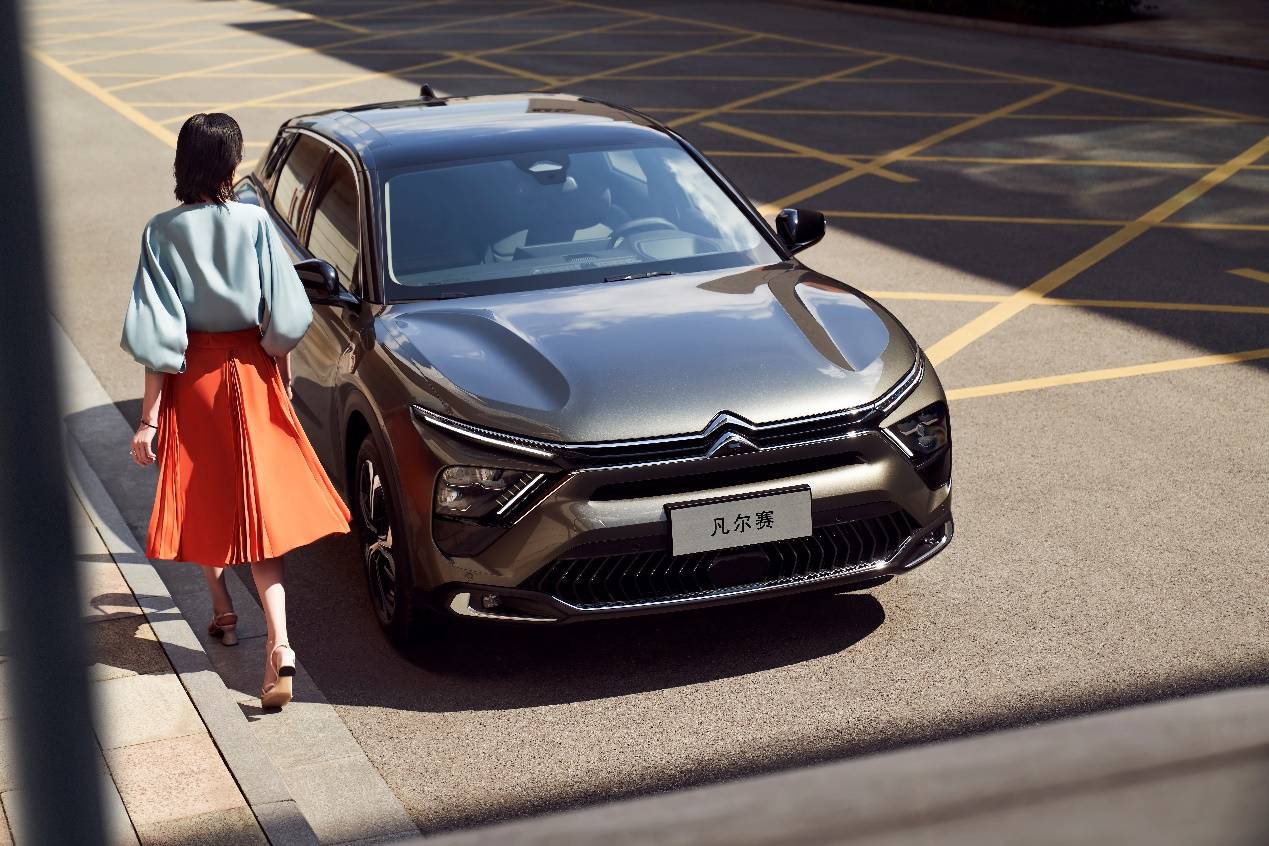 东风雪铁龙重磅福利来袭！首付9999元 月供999元凡尔赛C5 X开回家_搜狐汽车_搜狐网