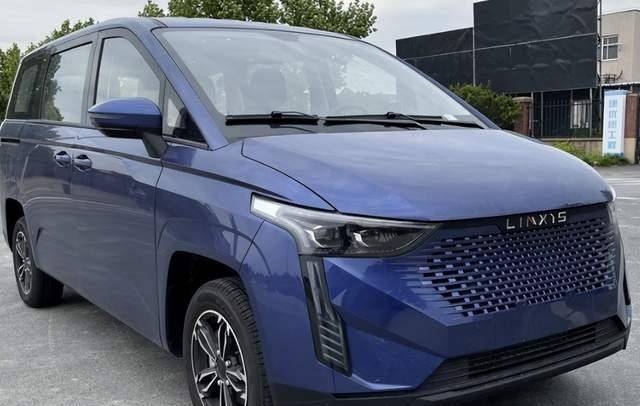 五菱全新平价MPV曝光，取名菱势G200，1.6L混动+侧滑门，心动吗？_搜狐汽车_搜狐网