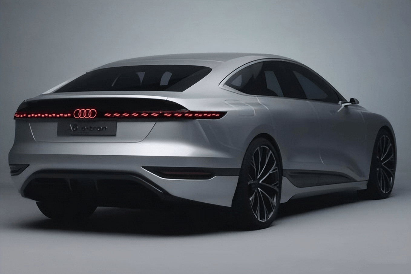 全新一代A6纯电版曝光！或命名“E6L”，比5系漂亮，最快明年量产_搜狐汽车_搜狐网