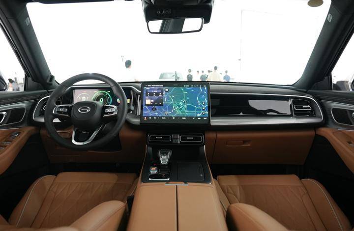 全系标配8155芯片，起售18.68万元，新款传祺GS8来袭_搜狐汽车_搜狐网