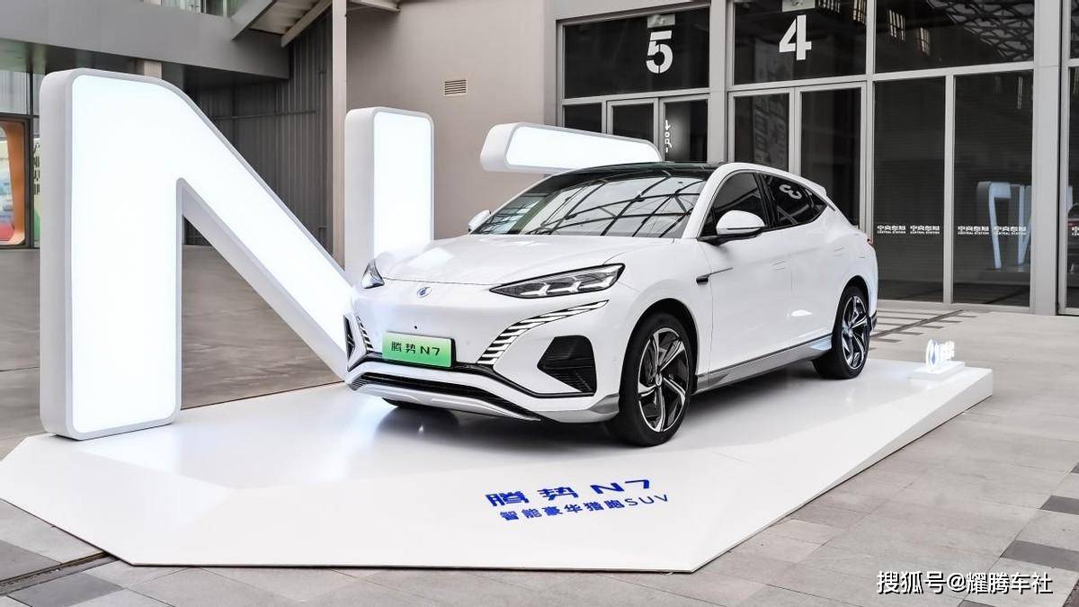 24小时大定11687台，别人的顶配，腾势的标配，难怪这么火_搜狐汽车_搜狐网