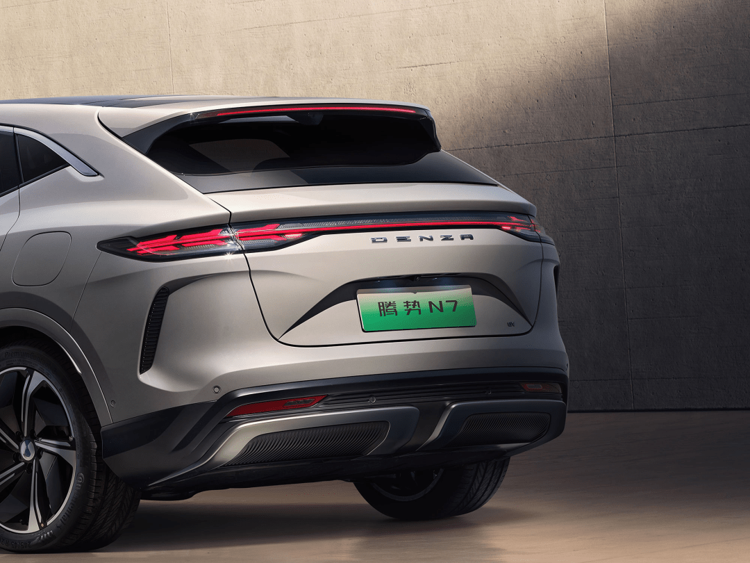 谁能杀死“纯卖标”的BBA？我们投腾势N7一票_搜狐汽车_搜狐网