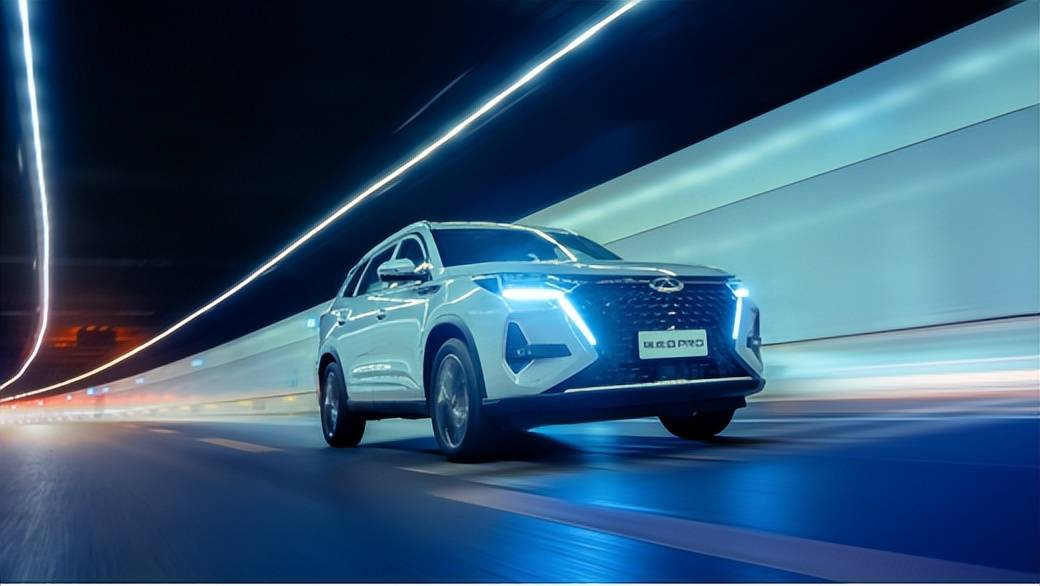 十三万级SUV选谁？瑞虎8 PRO与第二代CS75PLUS！_搜狐汽车_搜狐网