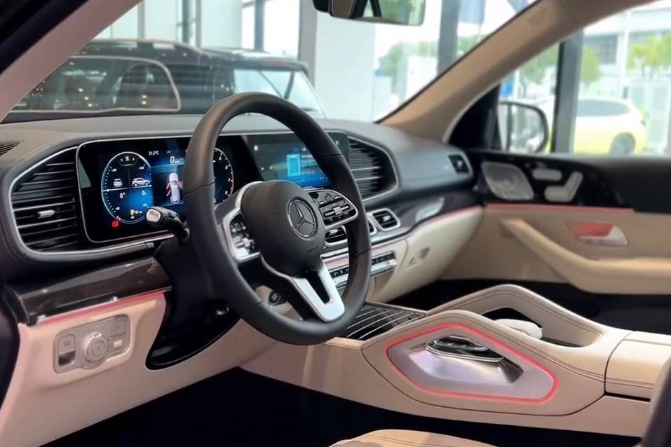 相比纯粹简约的ES8，新款GLE的设计语言如同停留在10年前_搜狐汽车_搜狐网