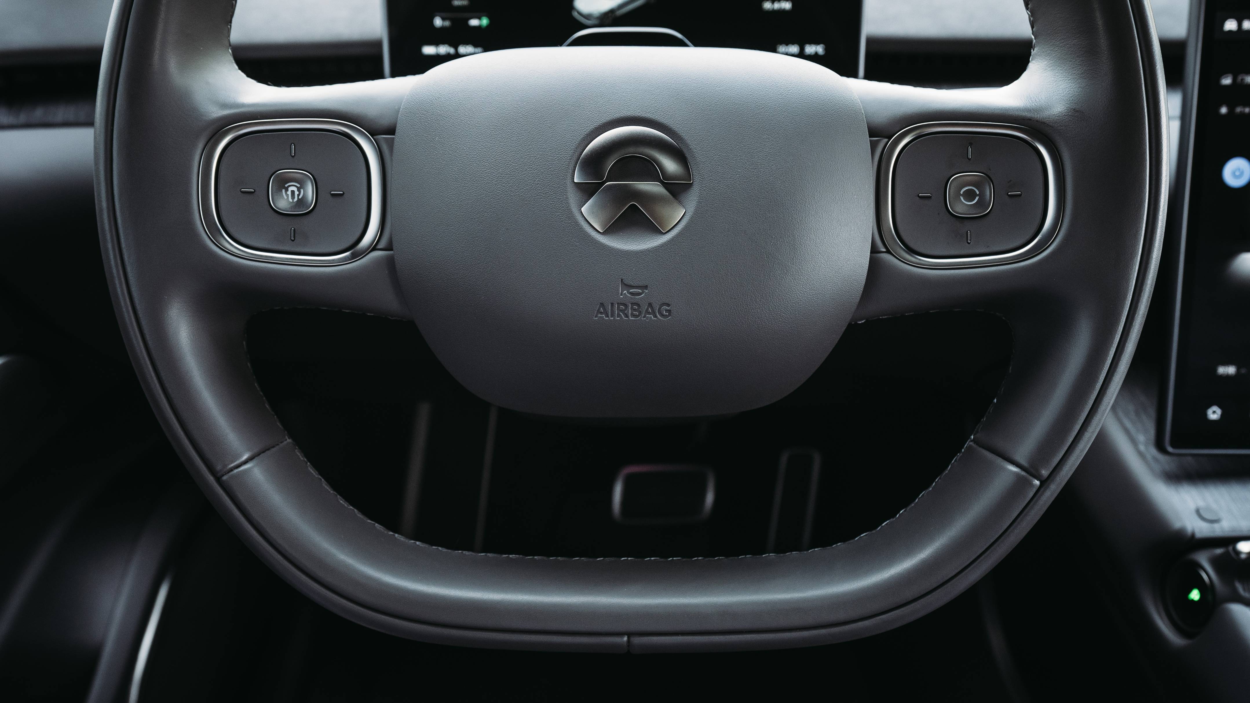 3.8s破百+四驱，内饰不输E级！【蔚来ET7 100kWh 首发版】_搜狐汽车_搜狐网