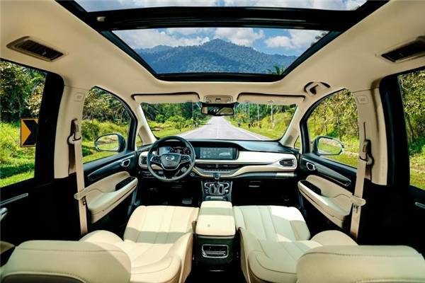 全家出游，当然要选择最好的MPV去玩_搜狐汽车_搜狐网