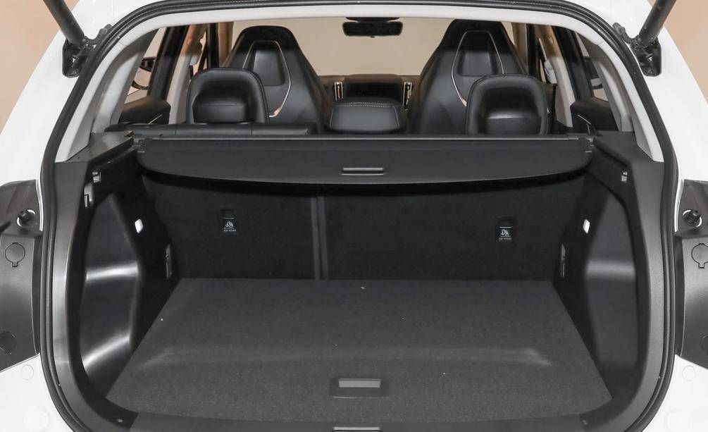 10万级别SUV怎么选？红旗HS3对比日产逍客，国产赢麻了_搜狐汽车_搜狐网