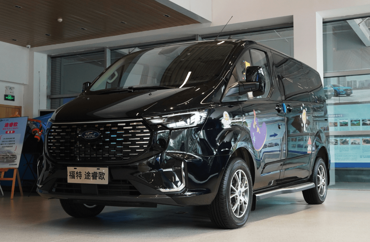 “黑武士”MPV登场！2.0T+9AT，连静音都是深海级，奢华空间20万级_搜狐汽车_搜狐网