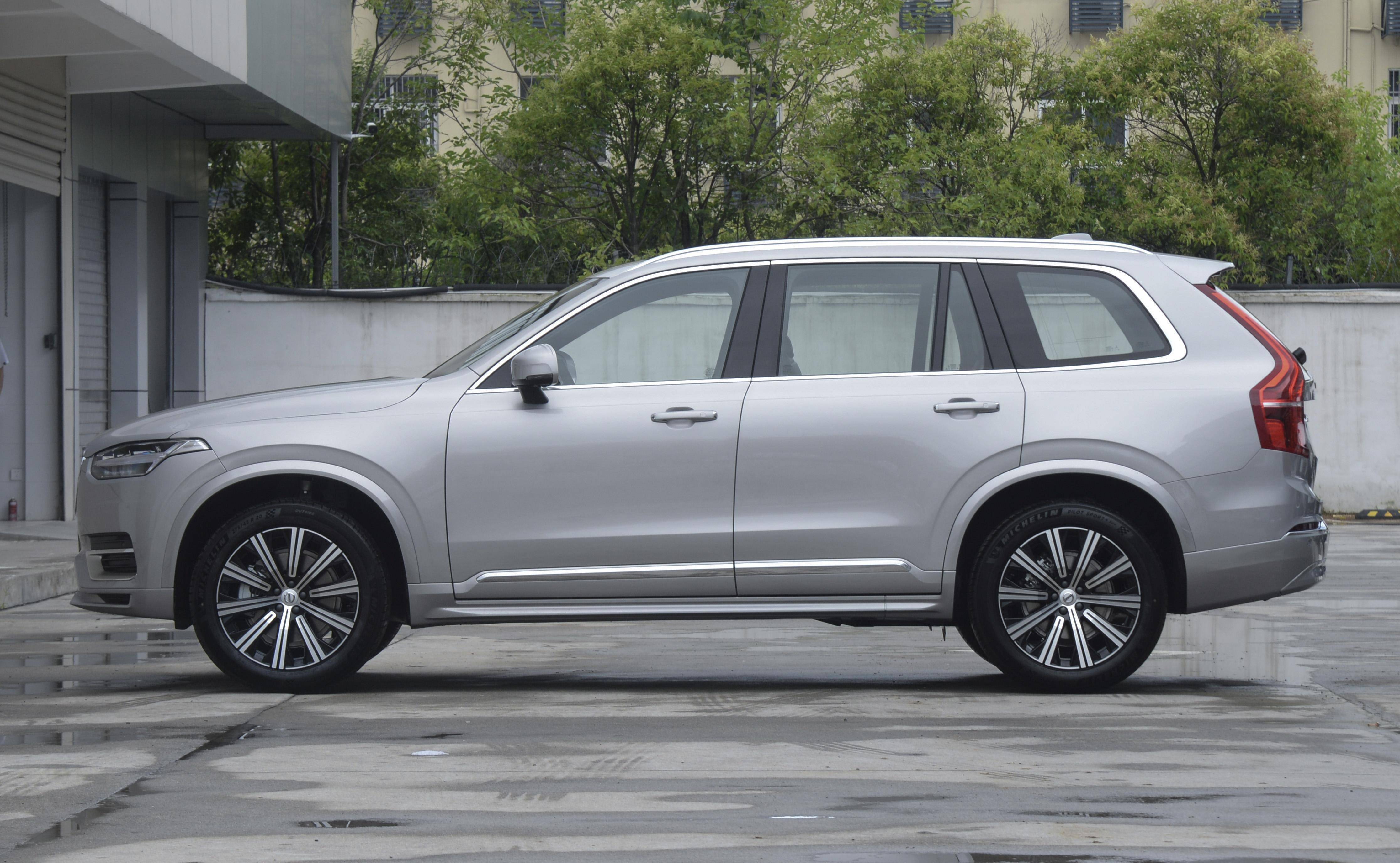 新一代沃尔沃XC90曝光！新平台打造，车身尺寸加长，超宝马X5_搜狐汽车_搜狐网