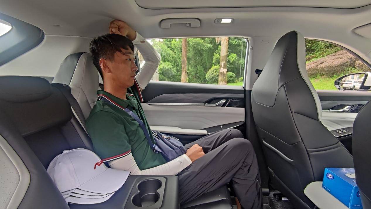 试驾官 | 评测皓瀚·马赫电混DH-i，6秒破百，综合续航1200km！_搜狐汽车_搜狐网