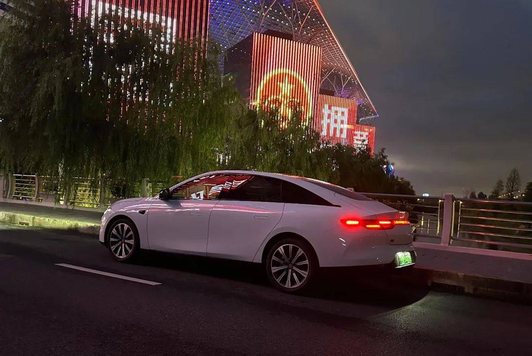 试14.98万的零跑C01，喜欢卷是吧？那就卷出水平，卷出高度来_搜狐汽车_搜狐网