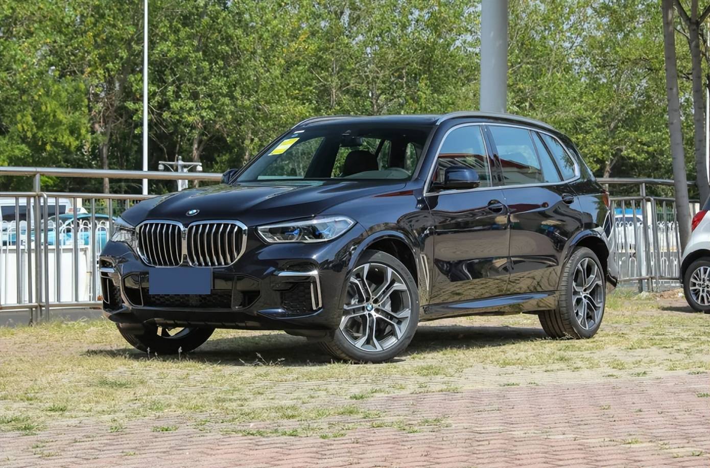 惊艳登场！奥迪Q6全面超越宝马X5，五十万内ABB唯一大6座SUV_搜狐汽车_搜狐网