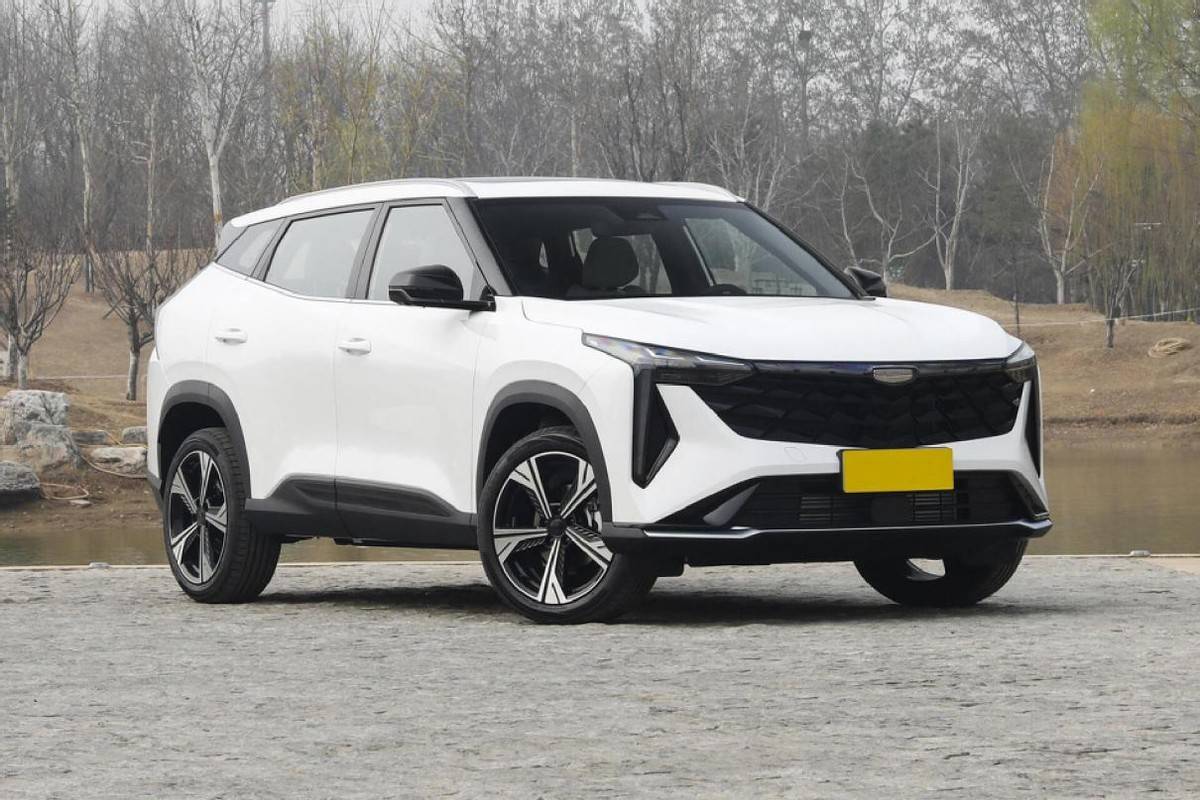 10万级别，标配高通8155芯片+181马力，博越COOL有多卷？_搜狐汽车_搜狐网