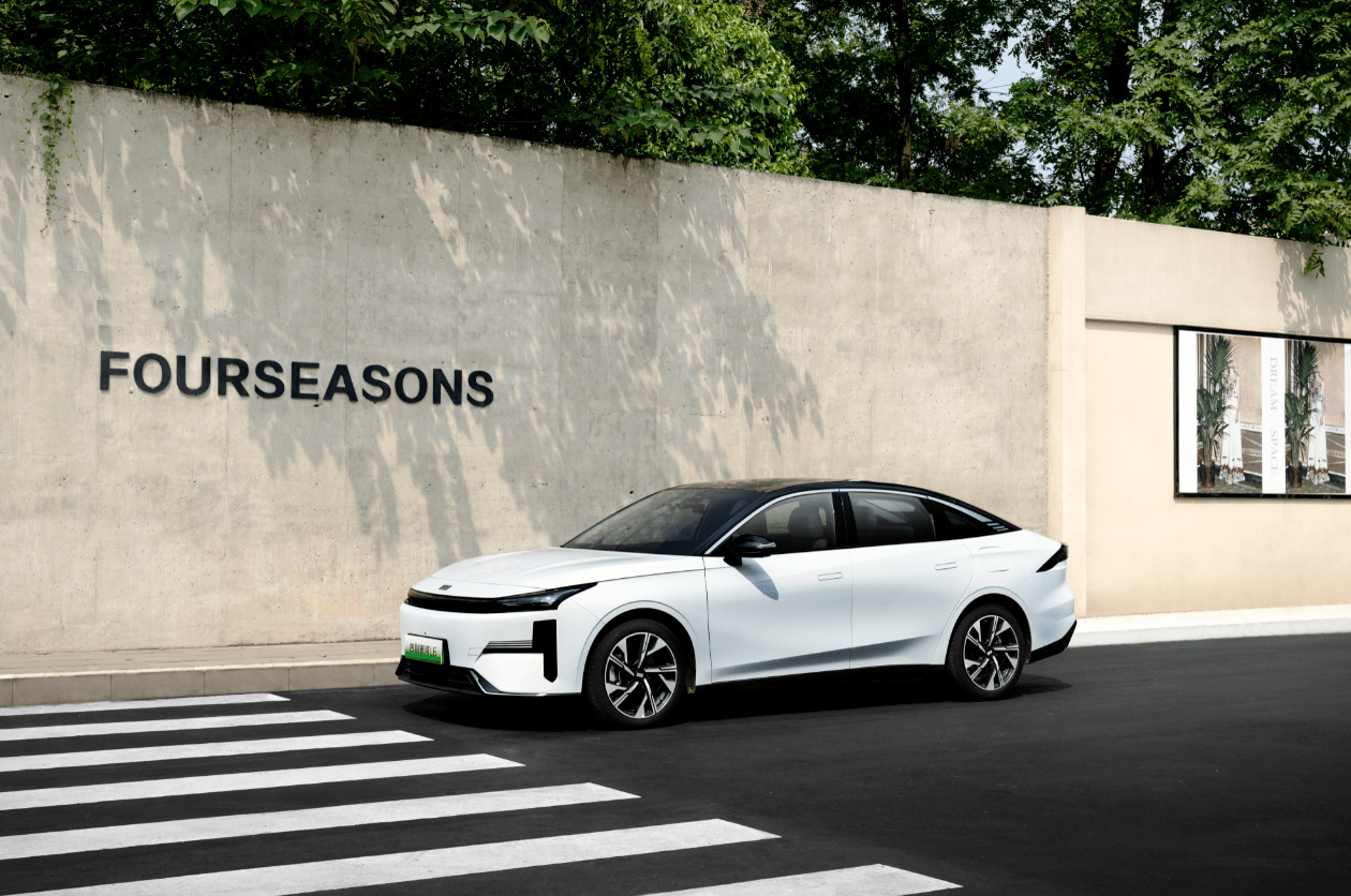 预售价12.8~15.8万元，吉利银河L6正式开启预售_搜狐汽车_搜狐网