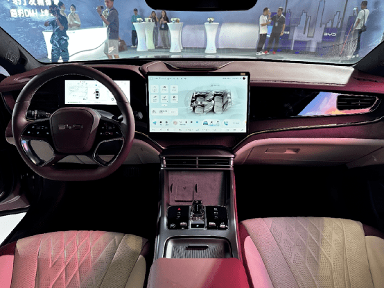 海豹DM-i售16.68万起！亏电油耗3.9L/综合续航1300km，秒杀合资！_搜狐汽车_搜狐网