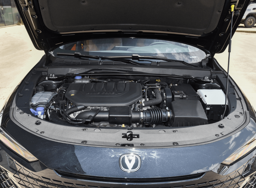 花小钱办大事，预算12万，轩逸、UNI-V、奔腾B70如何选？_搜狐汽车_搜狐网