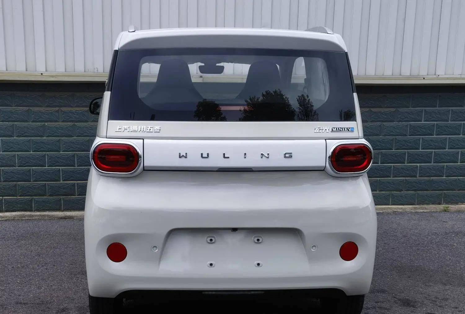 全新宏光MINIEV马卡龙露面，现售价4.38万元起，灯组焕然一新！_搜狐汽车_搜狐网