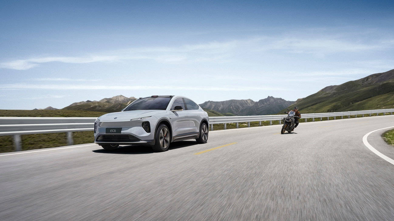 蔚来智能电动轿跑SUV全新EC6上市，售价35.8万元_搜狐汽车_搜狐网