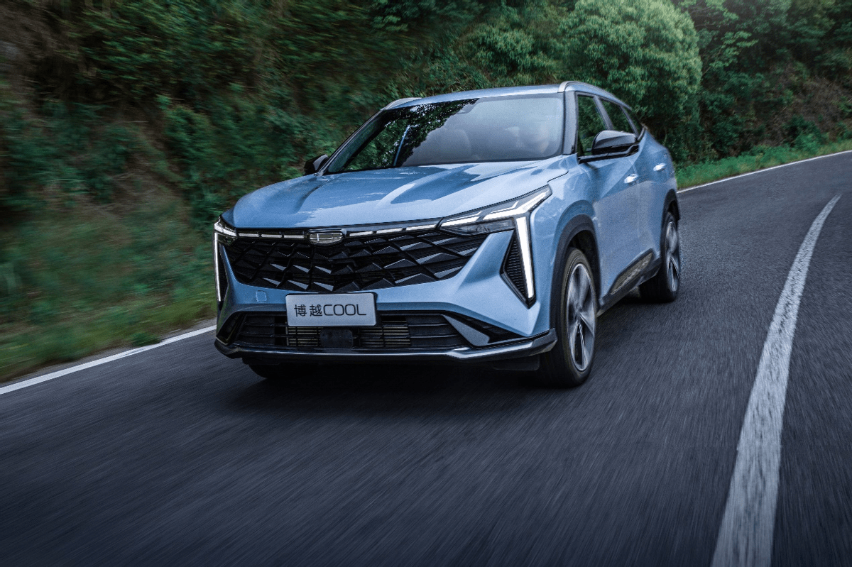 长安欧尚Z6对比博越COOL正面PK，谁是周末叛徒的趣玩帮手_搜狐汽车_搜狐网