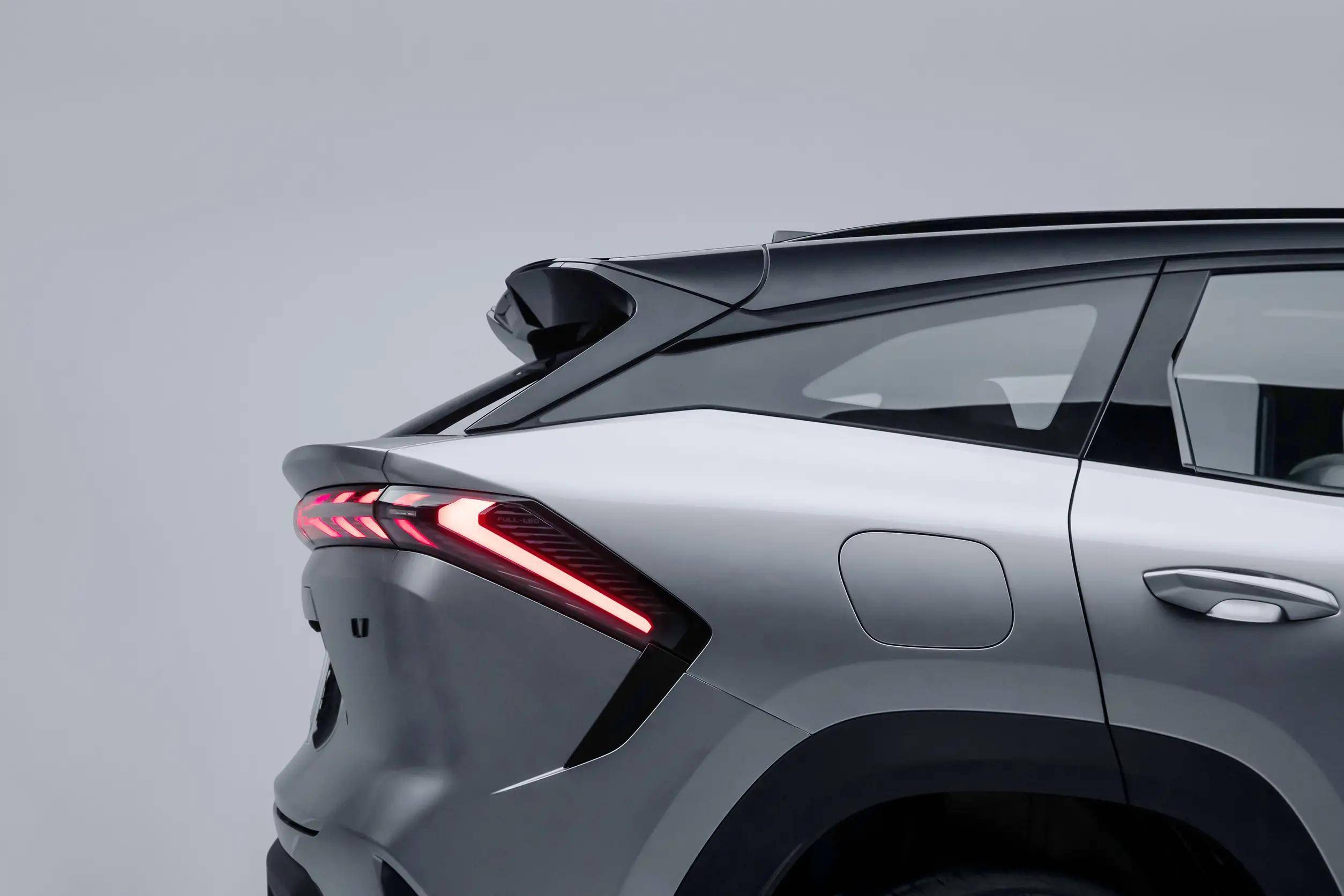 同价位唯一NOA！这SUV新版不到19万 配置全面拉满？_搜狐汽车_搜狐网